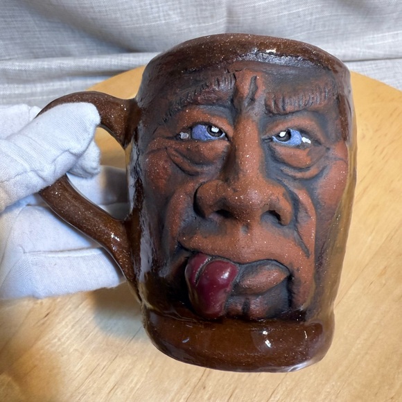 Handmade | Dining | Vtg Stoneware Art Pottery Funny Face Mugs Coffee ...